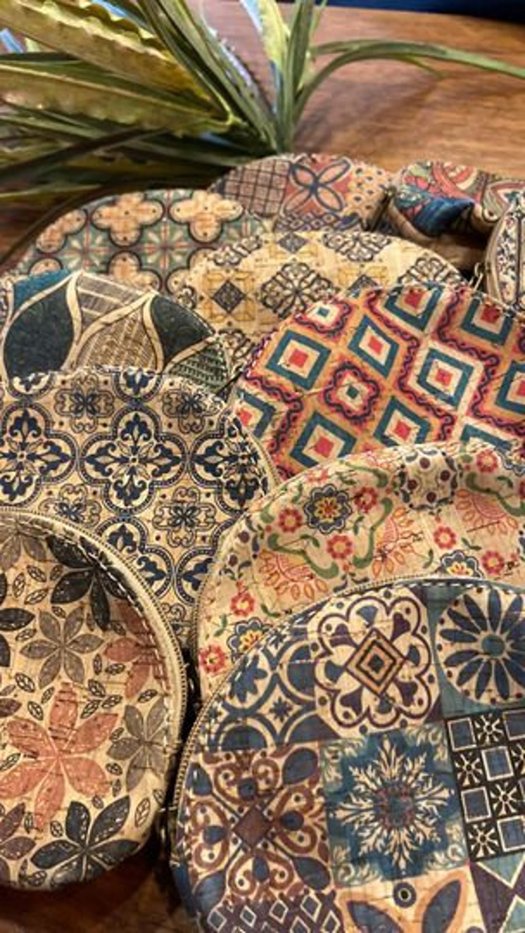 Recycled Cork Coin Purse Cosmetic Pouch With Zipper Closure, 5x3.5 ...