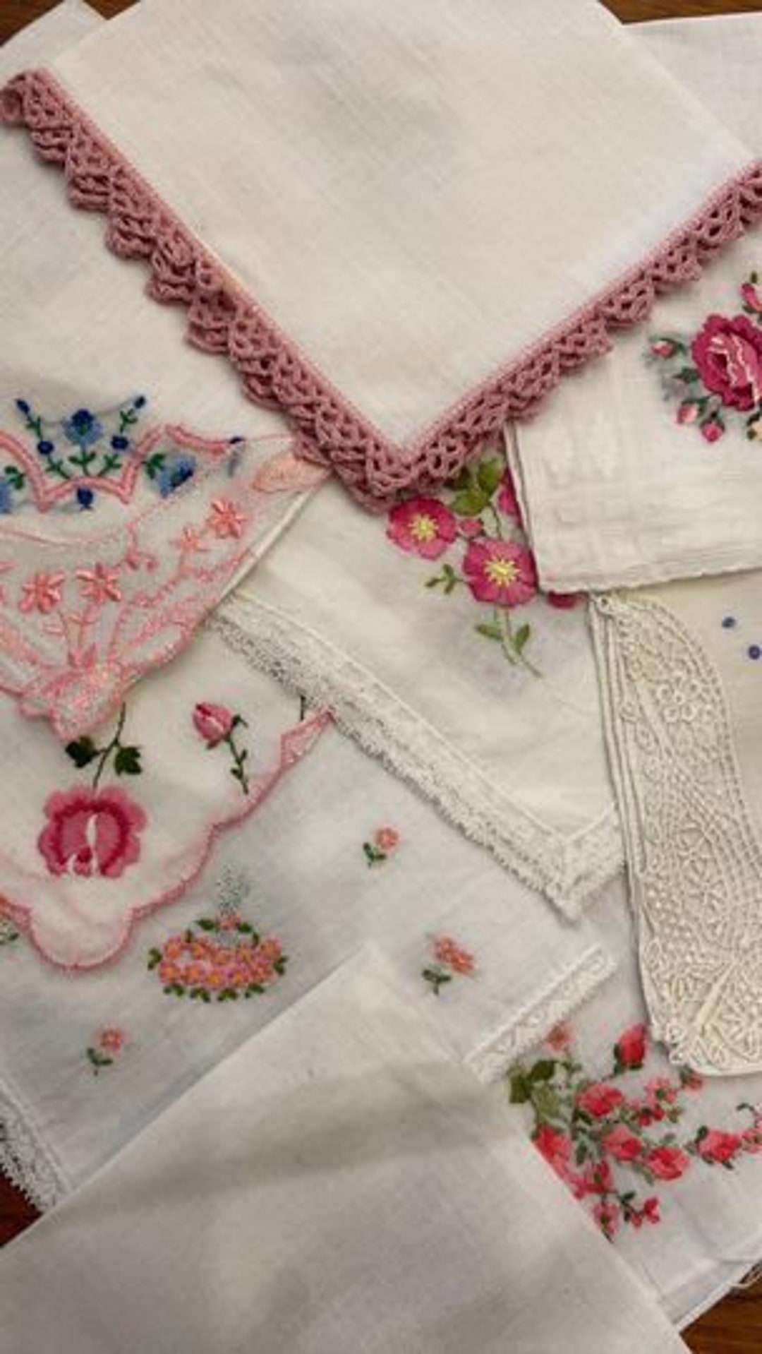 Vintage Hand-embroidered Hankies Women Ladies Handkerchiefs, Dainty and ...
