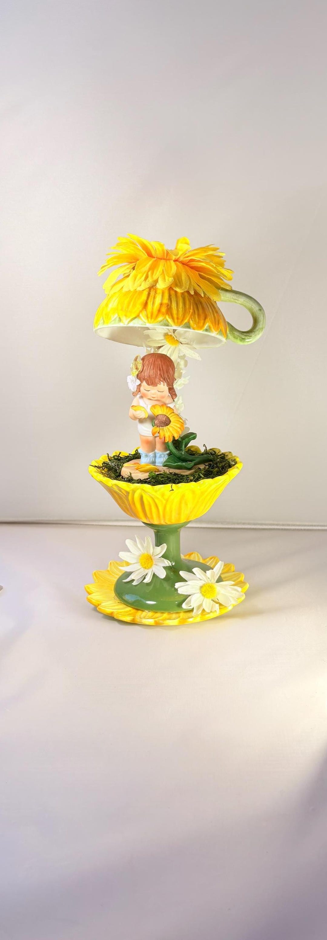 Sweet 1985 Little Miss Daisy Floating Teacup Figurine, Votive Candle ...