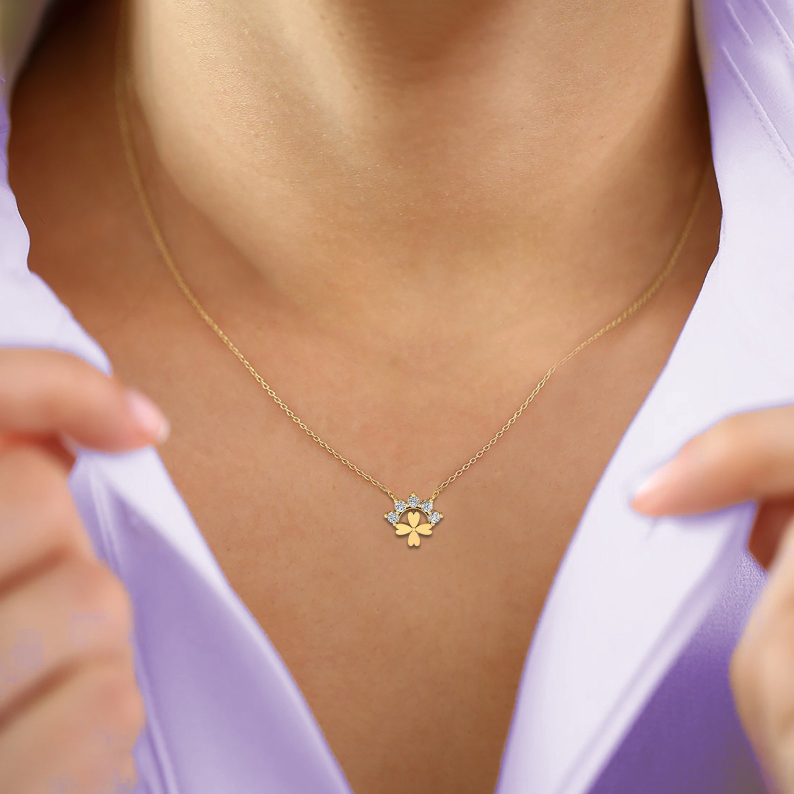 14k Gold Diamond Crown Clover Necklace / Diamond Clover - Etsy