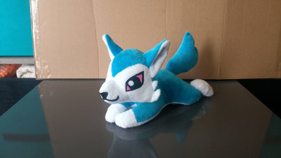 BRANDON Blue&white Wolf Plushie - Etsy