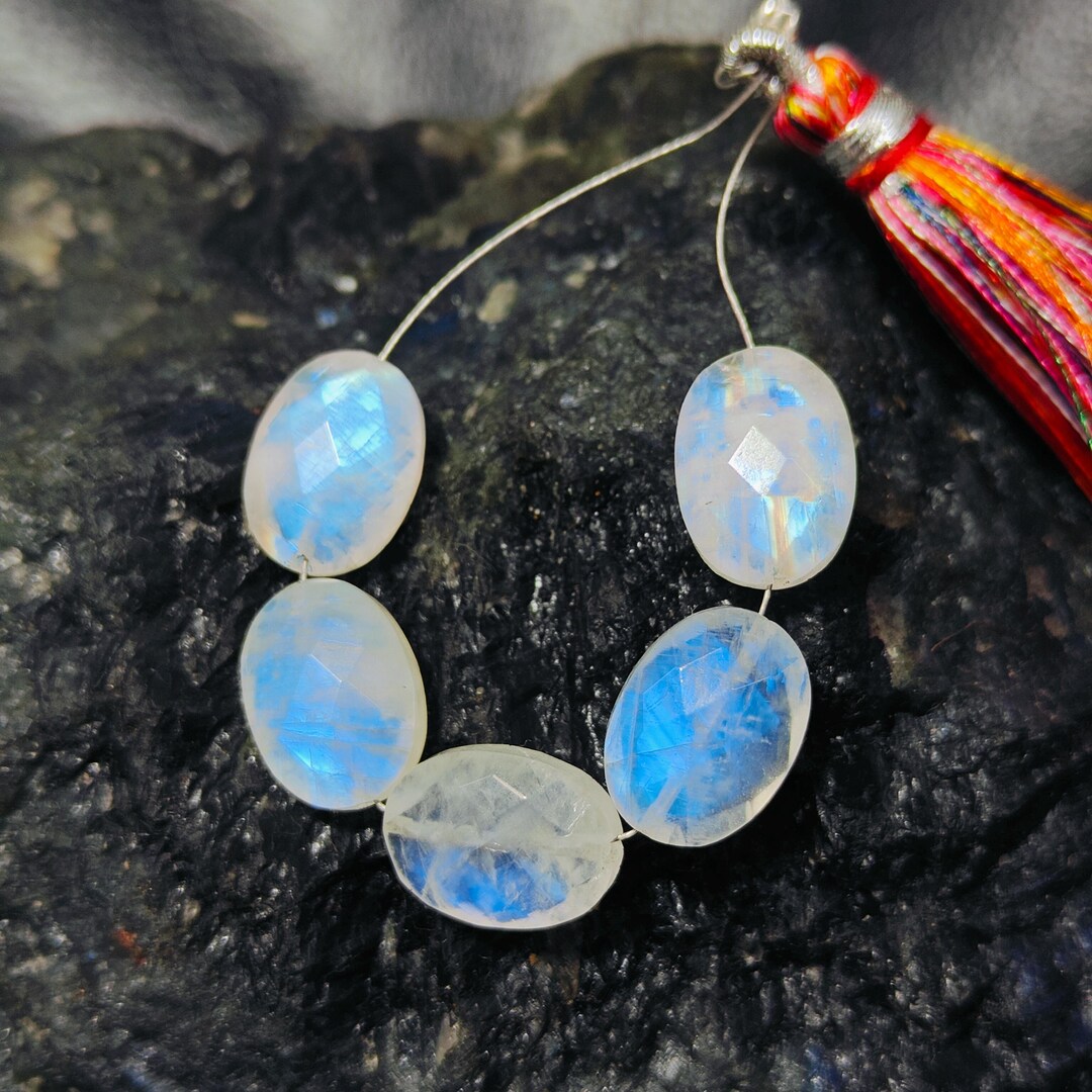 Best Blue Flashy Rainbow Moonstone Briolette Strand Size 16x12 MM Oval ...
