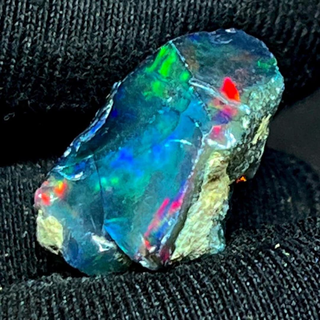 Natural Black Opal Crystal -dry Ethiopian Opal - Raw Black Opal - Raw ...