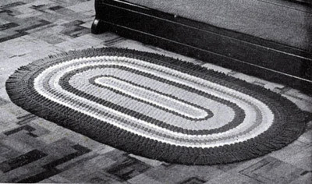 Vintage Pattern Crocheted Oval Rug. - Etsy