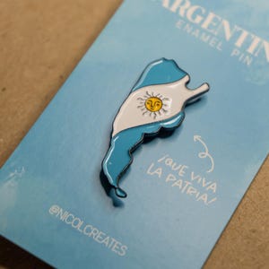 Mapa Argentina Pin - Enamel Pin | Argentina's Map and Flag - Etsy