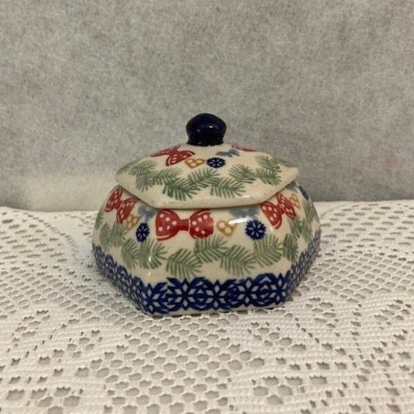 Pottery Trinket Box - Etsy