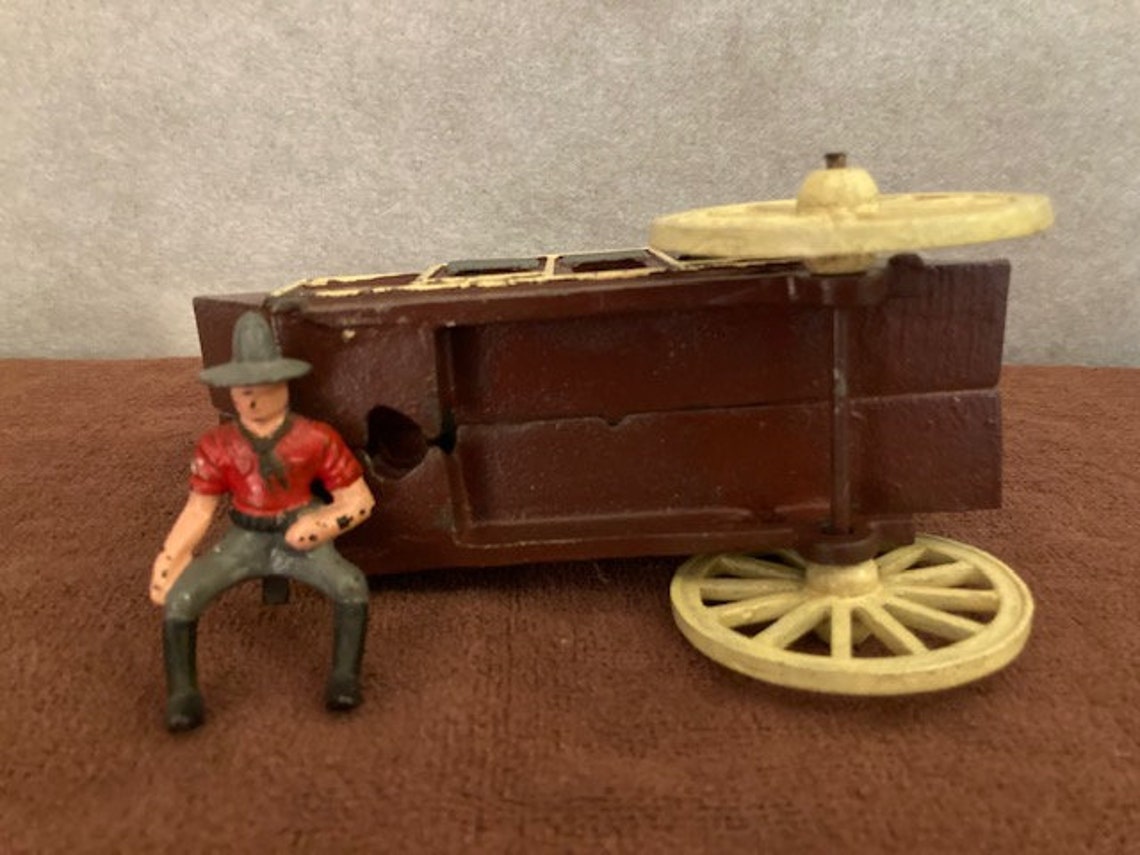 Vintage Cast Iron Stage Coach With Cowboy Driver in Great Condition - Etsy