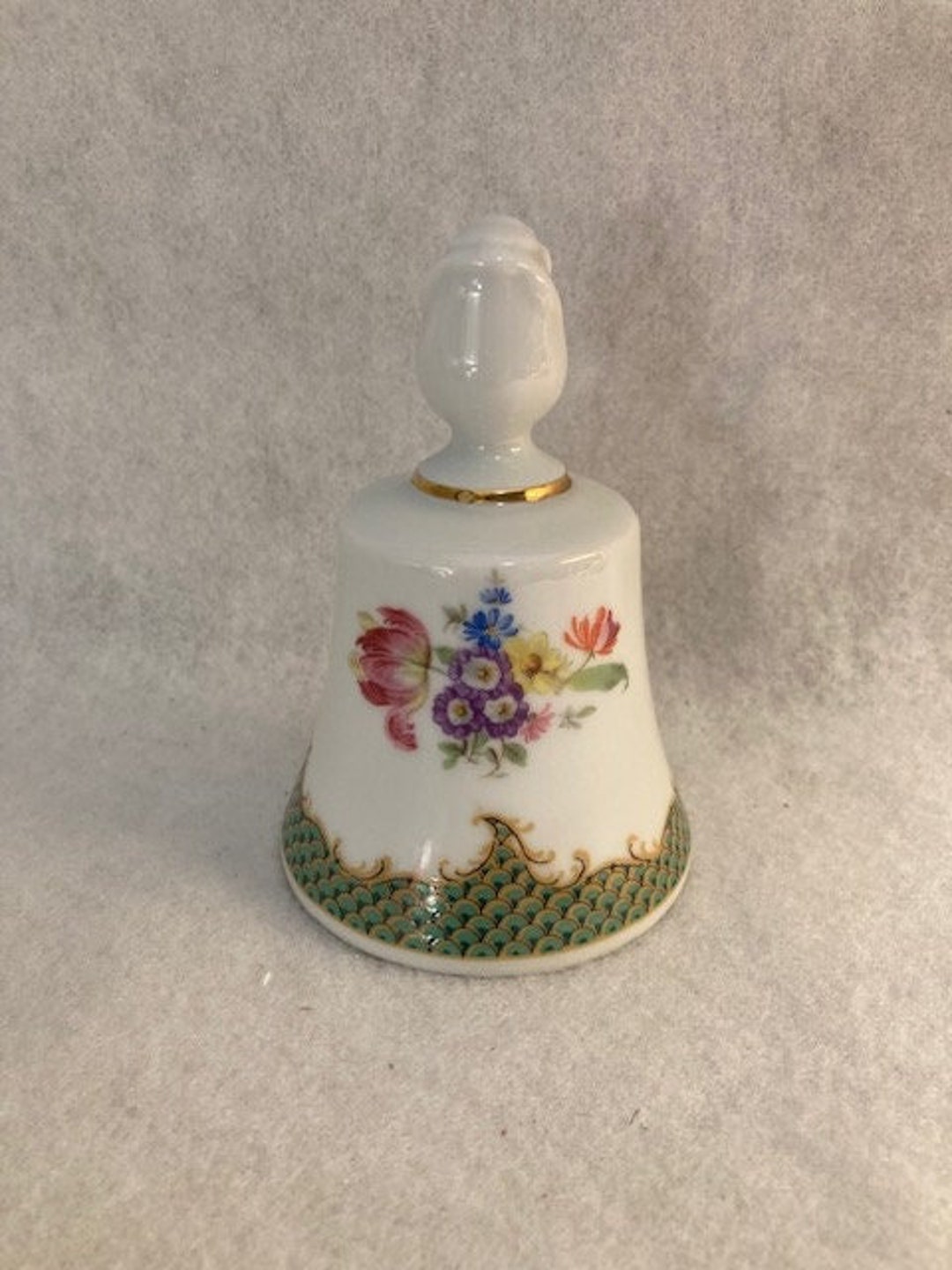 Bareuther Walosassan Fine Bone China Bell the Danbury Mint, Beautiful ...