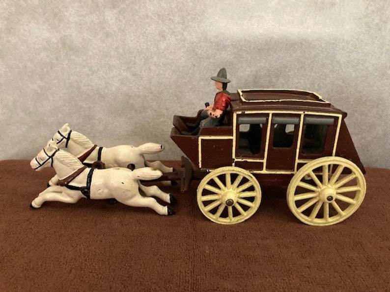 Vintage Cast Iron Stage Coach With Cowboy Driver in Great Condition - Etsy