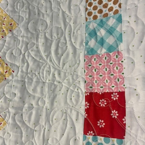 Modern Sweet Farmhouse Quilt - Etsy