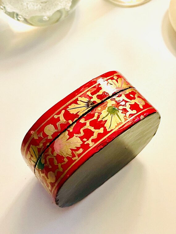 Vintage Paper Mache Jewellery Kashmiri Gift Item - Gem