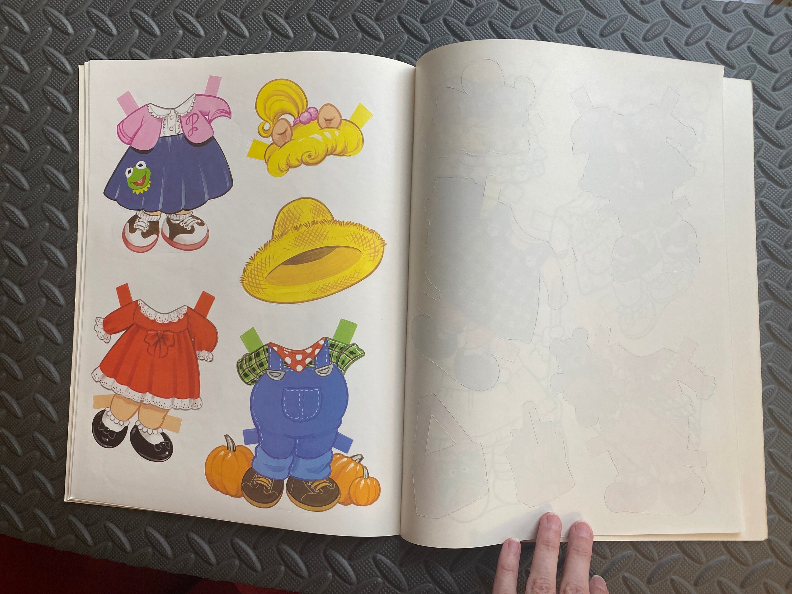 Deluxe Paper Doll Jim Henson's Muppet Babies Baby Miss Piggy Vintage ...
