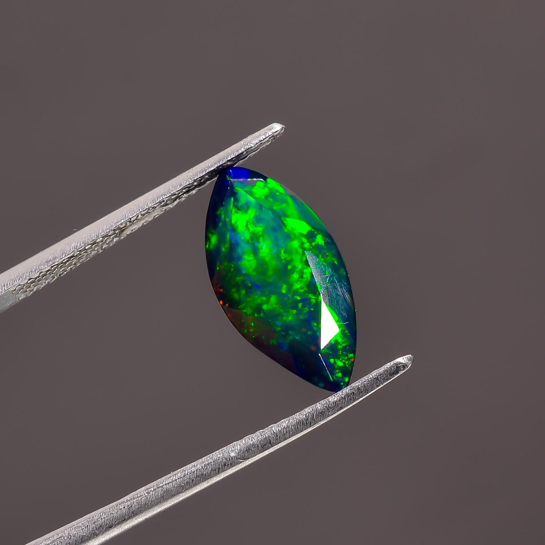 Ethiopian Green Fire Opal: Marquise Cut Loose Gemstone (15.5X7.7X5.8 Mm ...