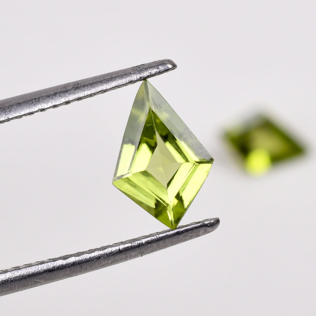 Natural Peridot Kite Shape Step Cut, Peridot Loose Gemstone for Jewelry ...