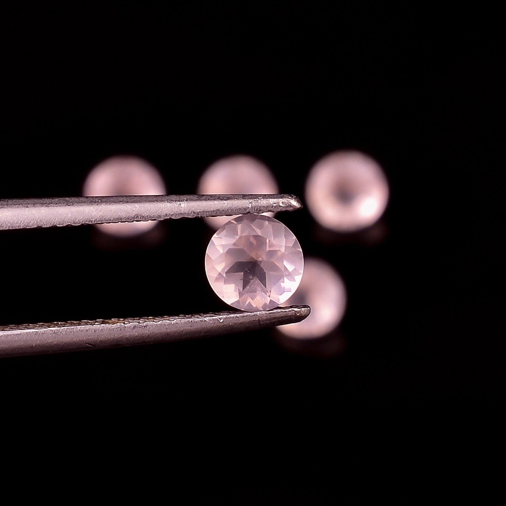 Natural Rose Quartz Gemstone: Round Brilliant Cut, Calibrated Sizes - Etsy
