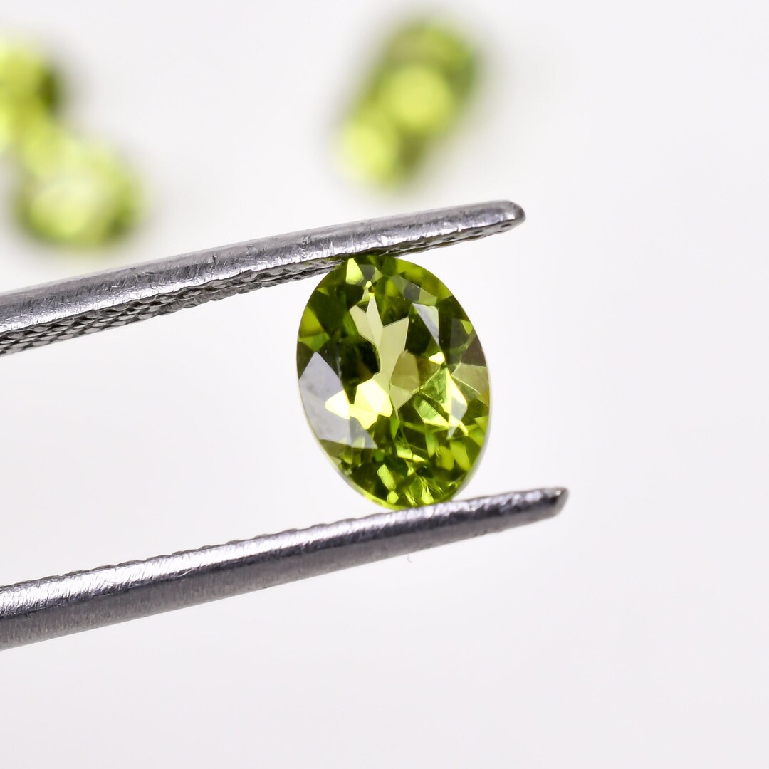 Natural Green Peridot: Oval Brilliant Cut Loose Gemstone (7X5X3.5 Mm ...