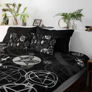 Occult Symbol Satanic Supernatural Witch Witchcraft Black Magic Duvet ...