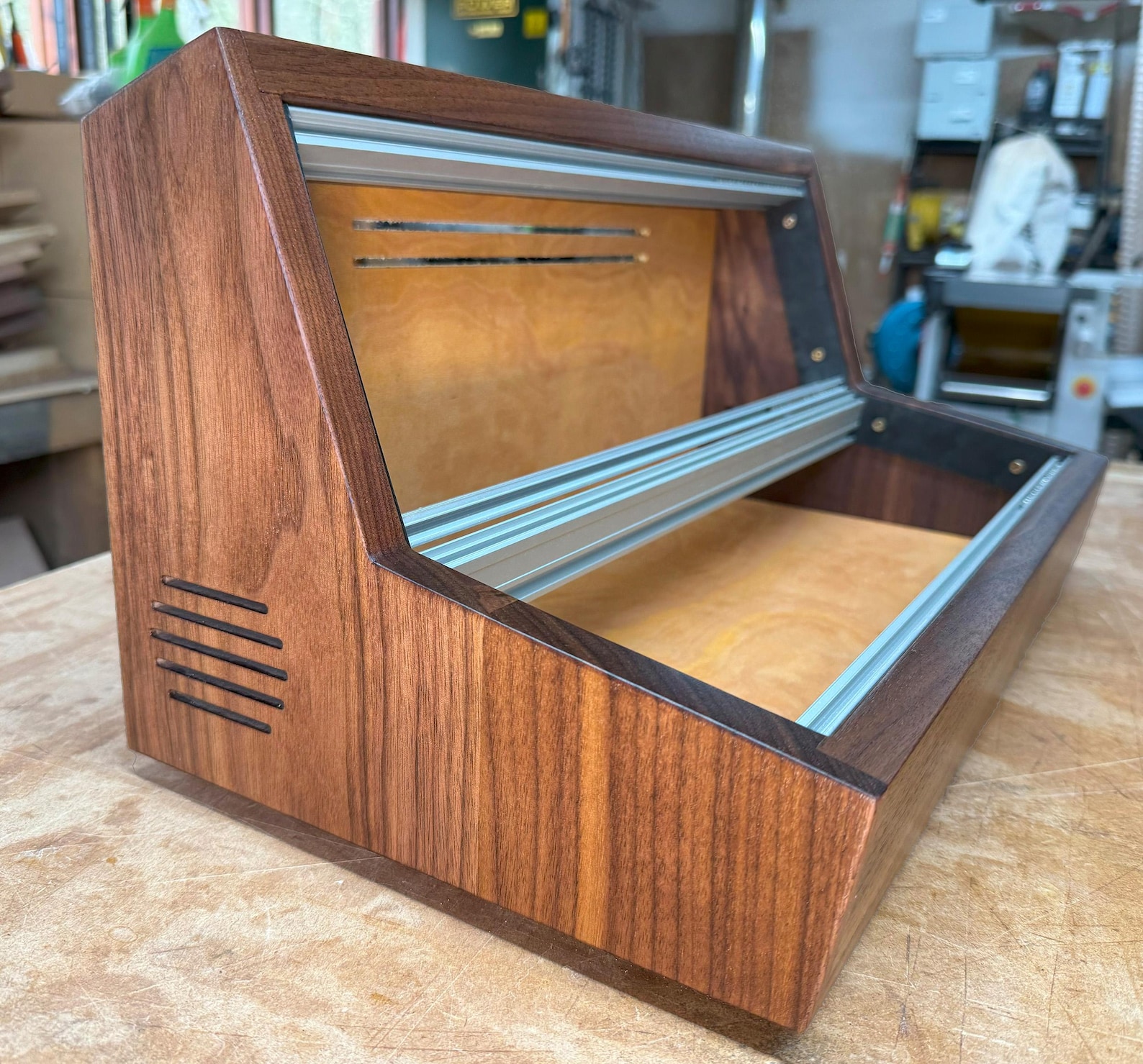 Angled 6U 84-126hp Solid Walnut Eurorack Case With Rails and M3 Nuts - Etsy