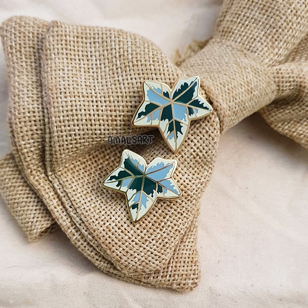 Ivy Leaf Collar Pins - Etsy