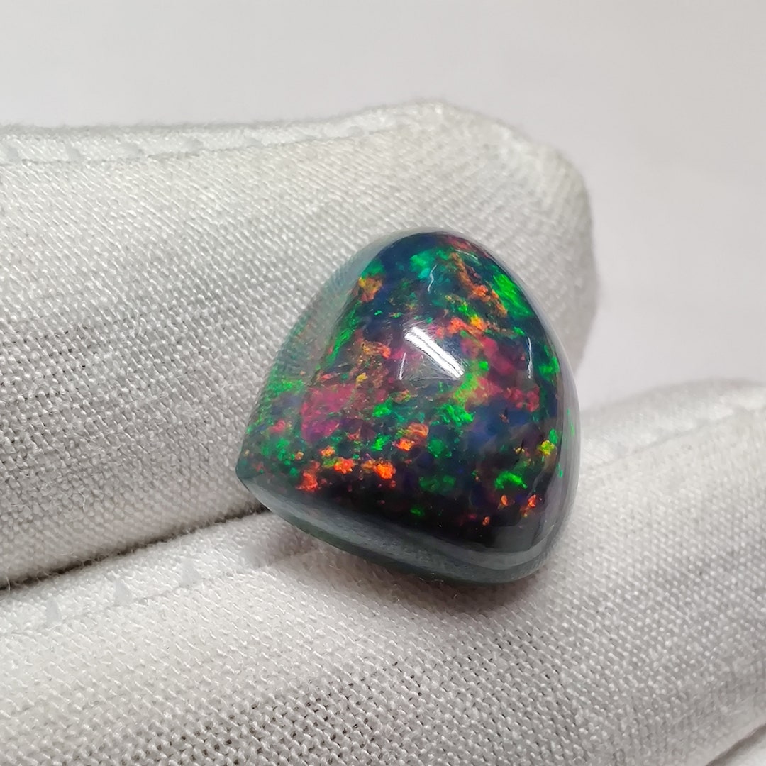 Ethiopian Black Opal, Pear Shape Welo Opal Cabochon, 8.1 Cts 14.5x15.5x9.5mm Multi Color ...