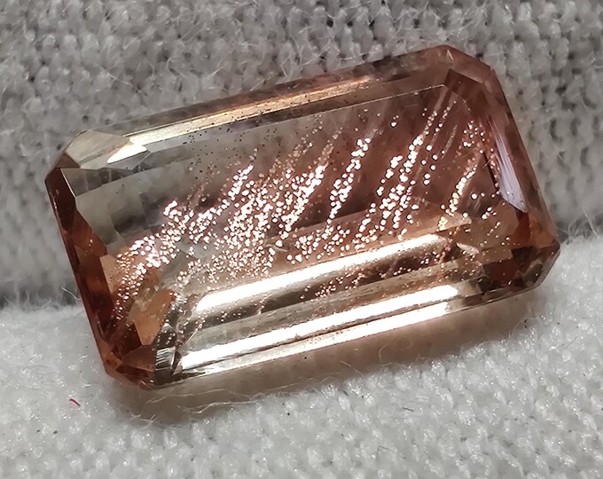 Flashy Pink Schiller Oregon Sunstone Cut, 2 Cts (10.5x6.5x4mm) 100% ...