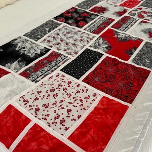 Christmas Bed Runner Patchwork Quilt Red, White, Black, and Silver Poinsettias Christmas ...