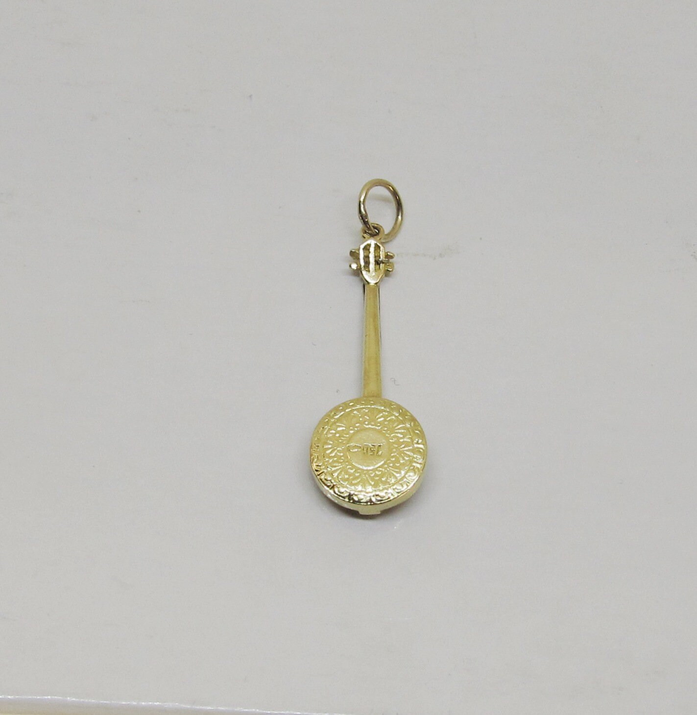 Banjo Pendant / Charm 18kt Yellow Gold (1112) - Etsy