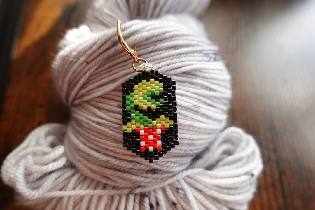 Hand Beaded Mario Venus Fly Trap Stitch Marker / Progress Keeper ...