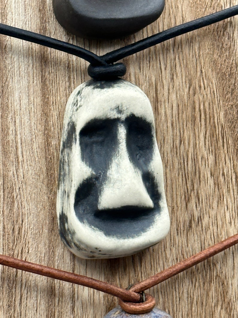 Moai Tiki Pendant (handmade) - Etsy