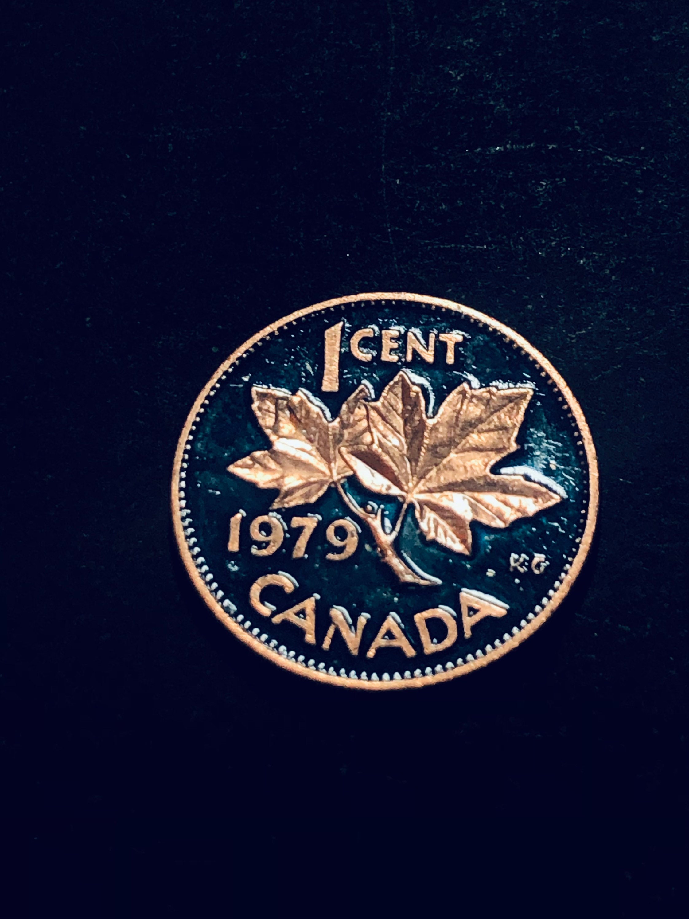 Hand Enamelled Canadian Penny 1979 Just Dark Blue Extremely Good ...