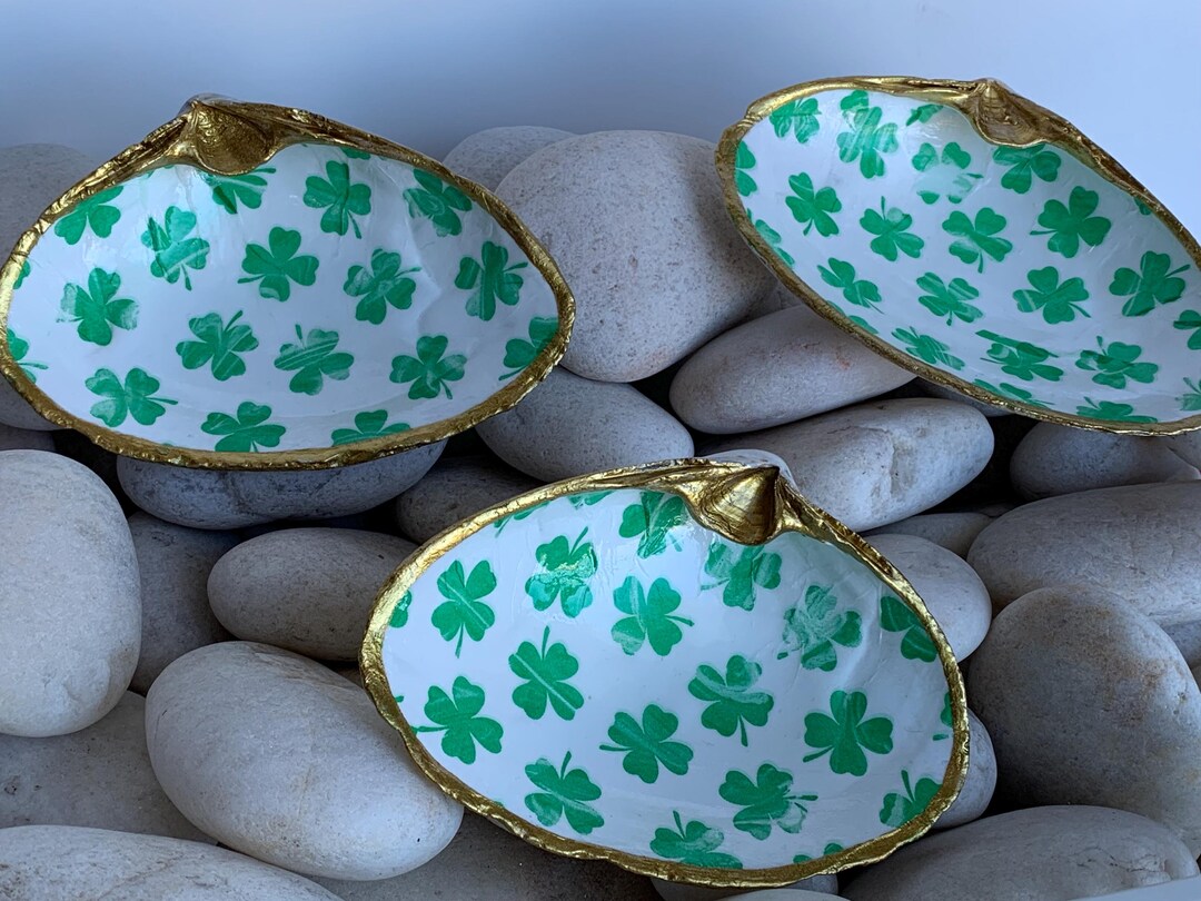 Shamrock Decoupage Clam Shell Trinket Dish: Irish St. Patrick's Day ...