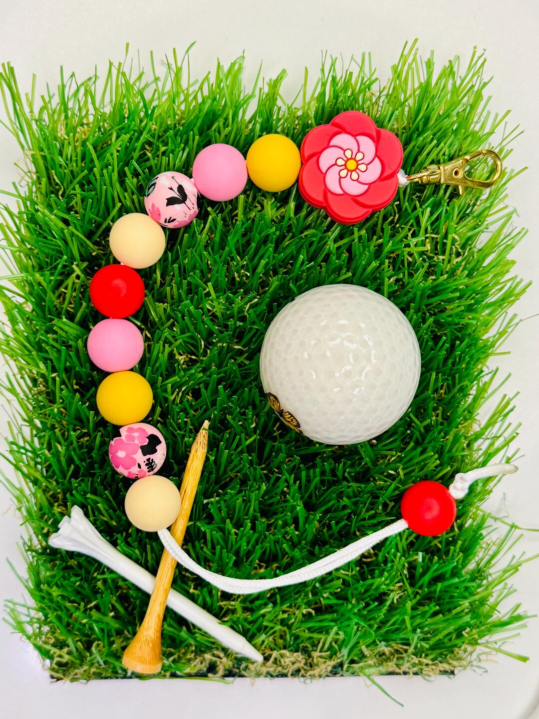 Red and Pink Floral Bead Golf Stroke Counter | Colorful Golf Accessory ...
