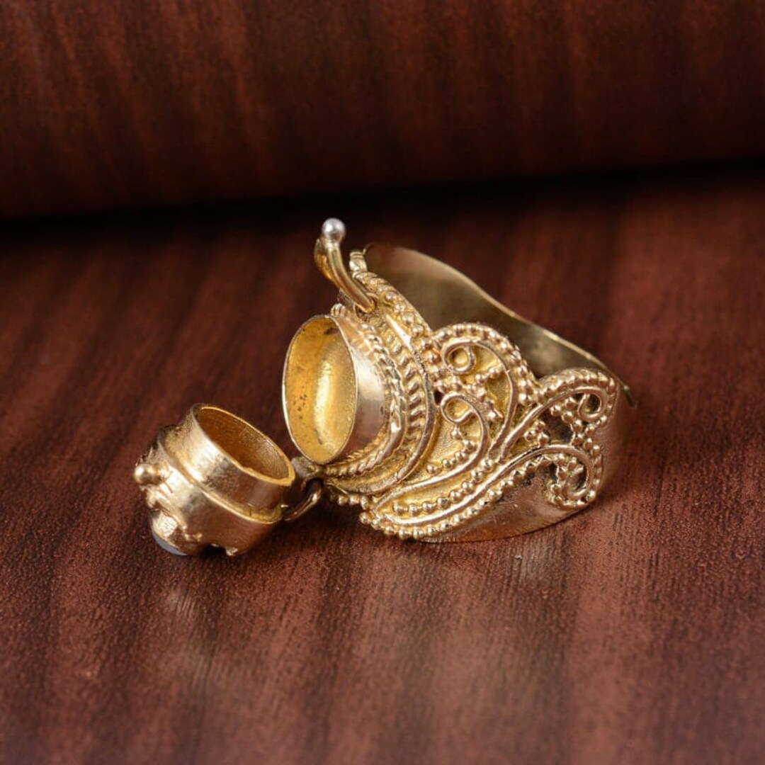 Poison Box Ring,moonstone Ring, 18k Gold Gemstone Ring, Pill Box Ring ...