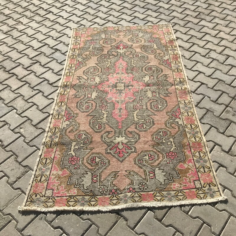 Pink Vintage Rugs - Etsy