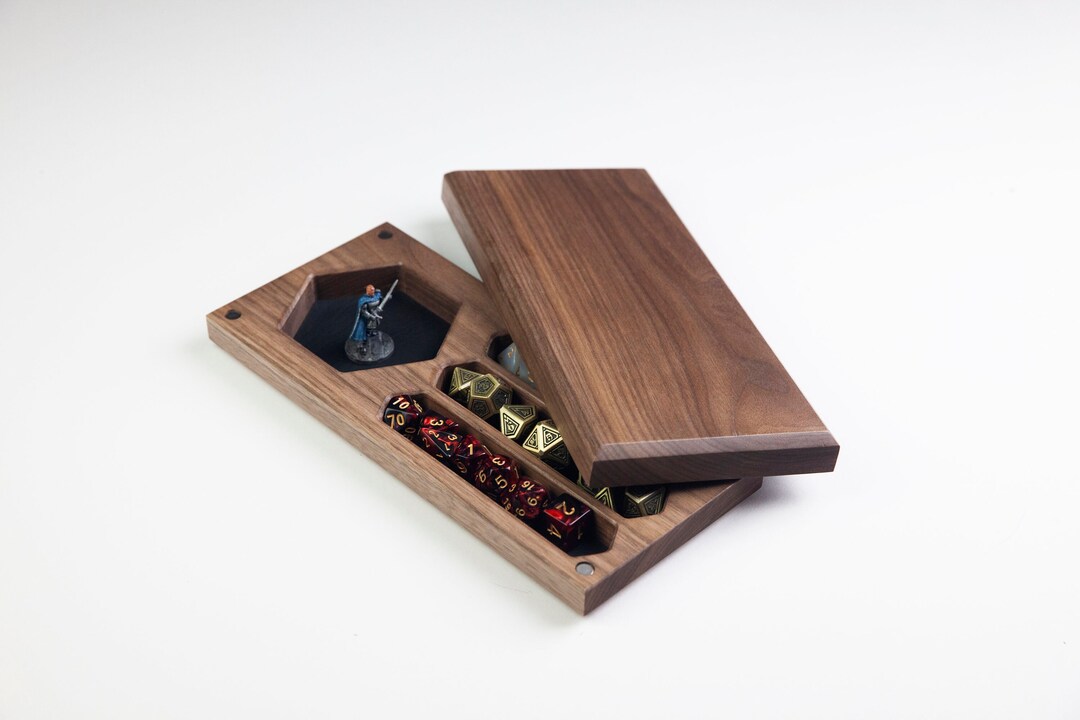 Personalized Walnut Dice Box, Hardwood RPG Dice Tray - Etsy