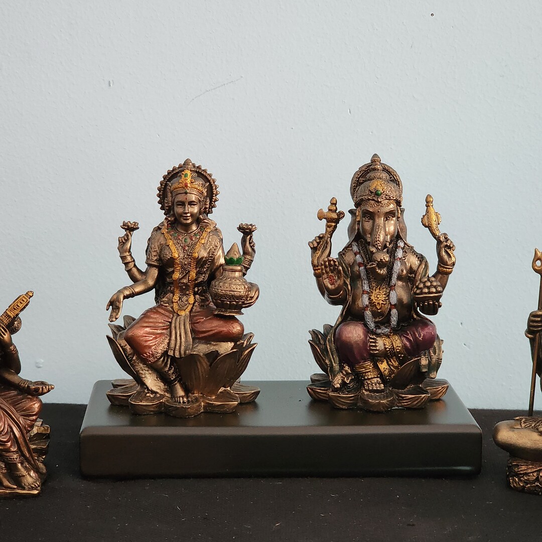 Hindu God Goddess for Small Temple - Lord Ganesha Laxmi Shiva and Lord ...