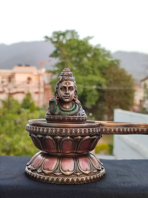 Lord Shiva Statue Lingam