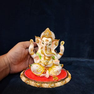 Ganesha Statue 5.5 Inch Ganpati Idol for Table a Small Ganesha Statue ...