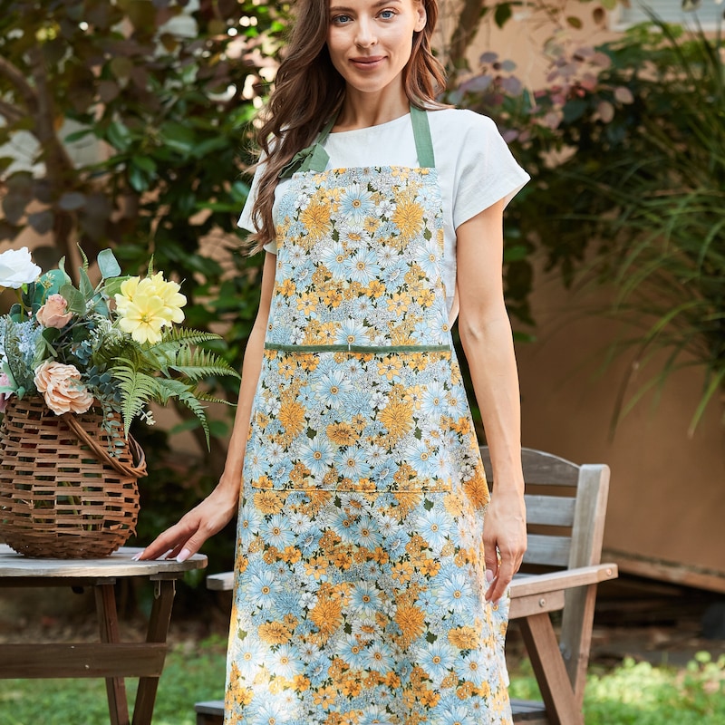 Aprons for Women - Etsy