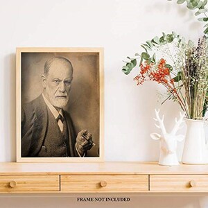 Sigmund Freud Art Sigmund Freud Photo Famous Neurologist Psychotherapy ...