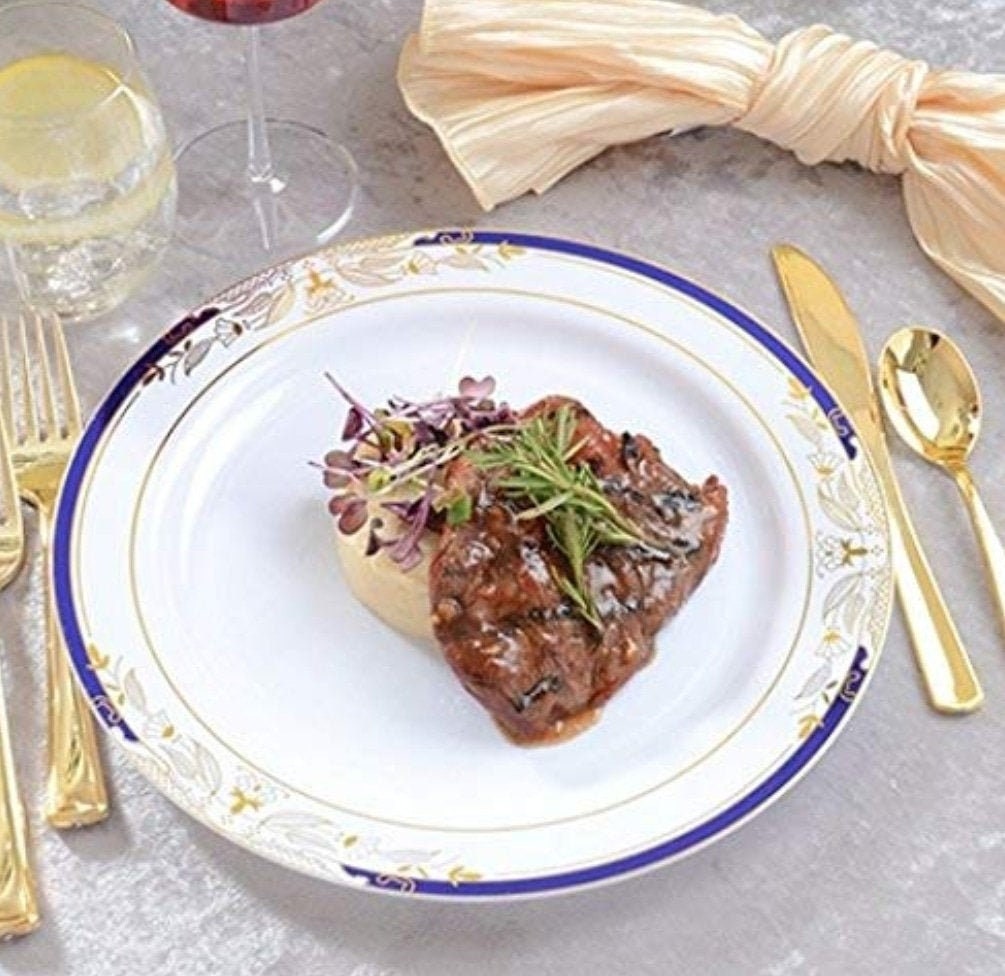 Disposable Plates, Cups, Drinking Glasses, Cocktail Plates, Tableware ...