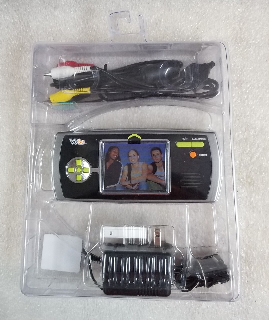 Vugo MULTIMEDIA SYSTEM HANDHELD Tiger Electronics C828A - Etsy