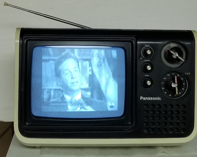 Panasonic Solid State TV Model NO. TR-729U - Etsy