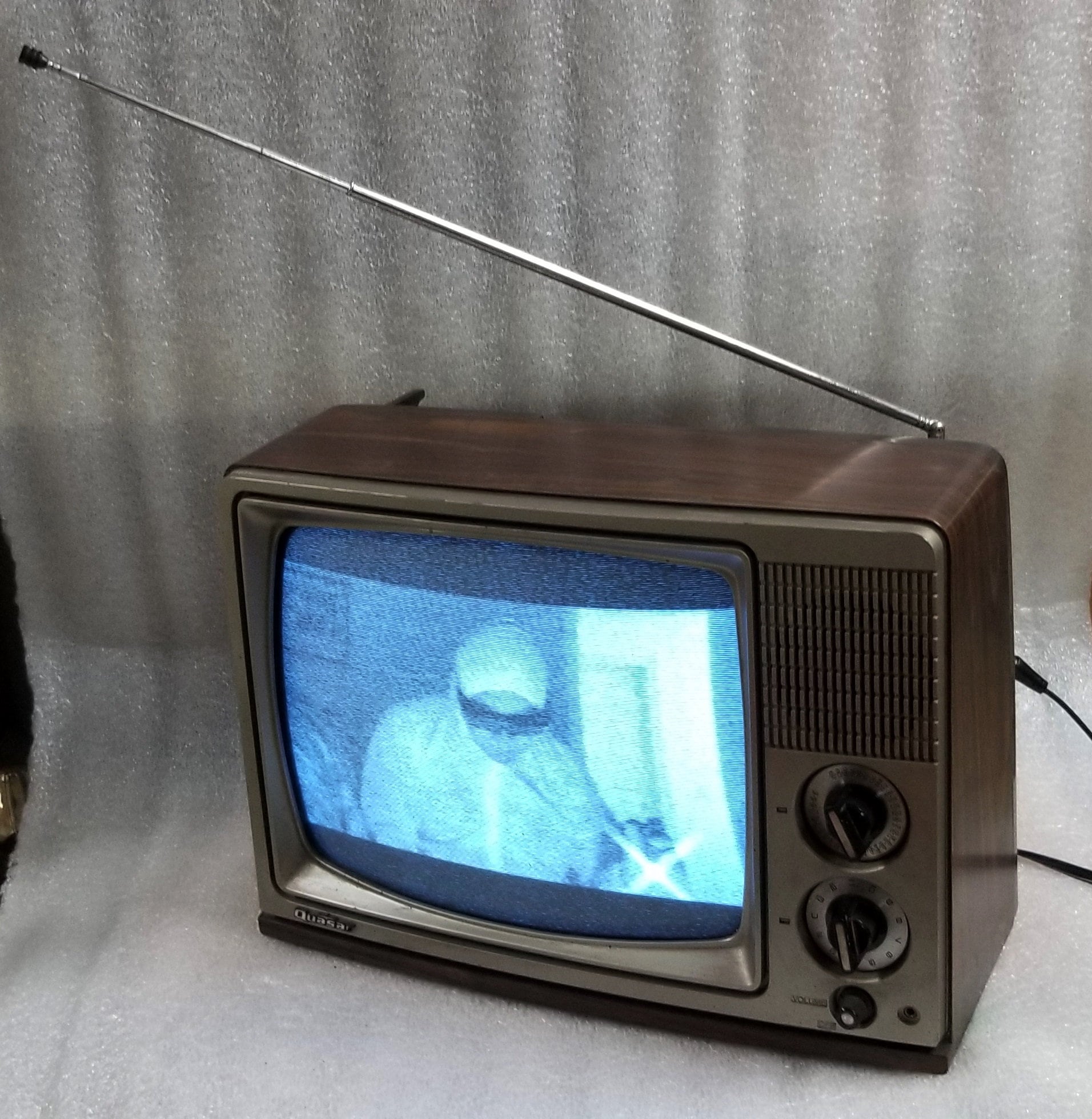 TV & Projection Electronics & Accessories Vintage analog CRT television ...