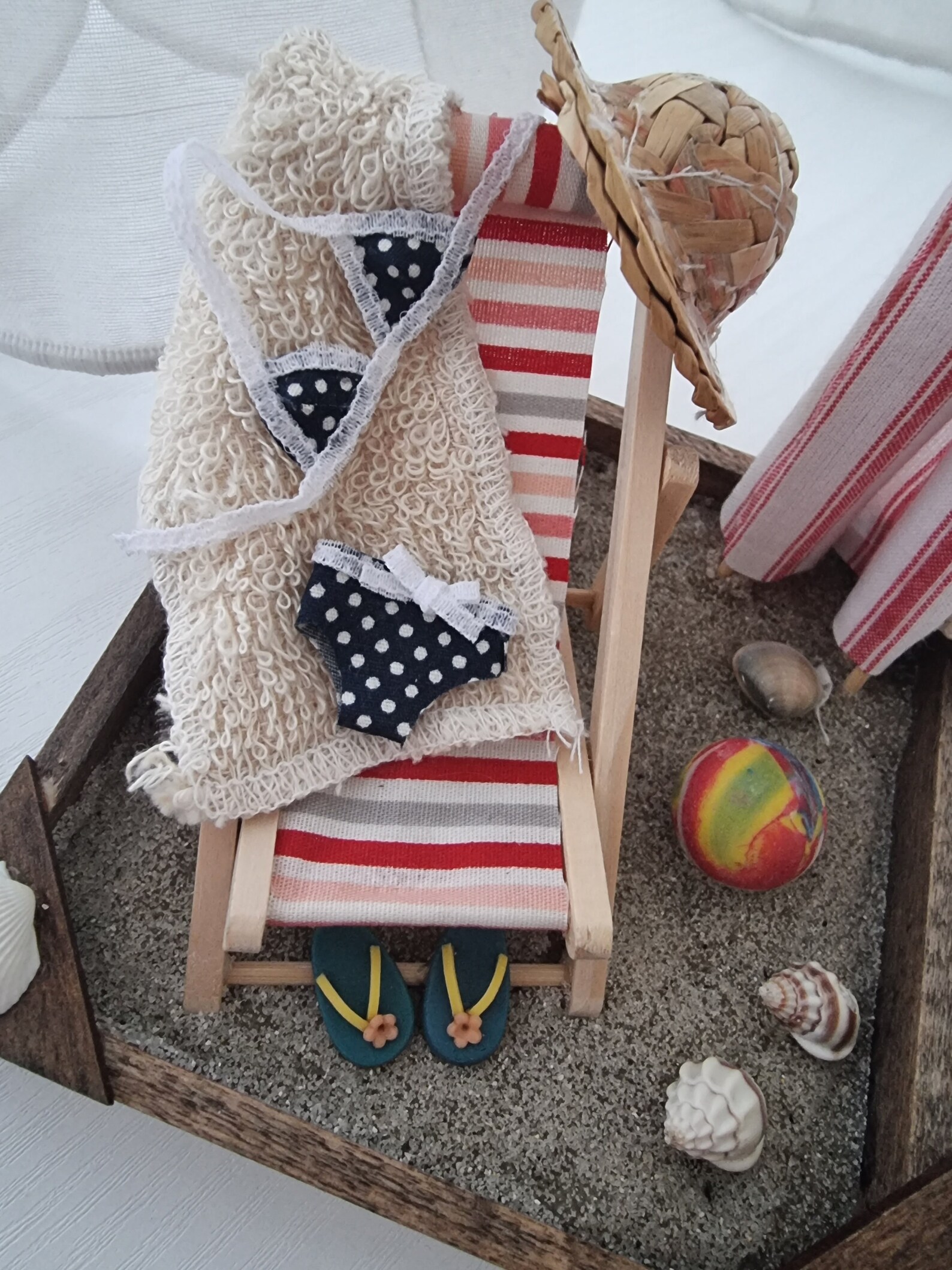 Dolls House Minaitures 'skinny Dippy Mini' Beach Scene With Deck Chair ...