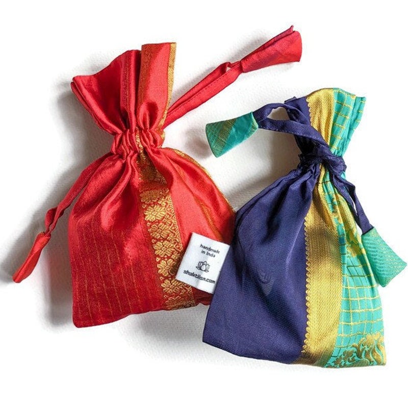 Gift Bag - 60+ Gift Ideas for 2025