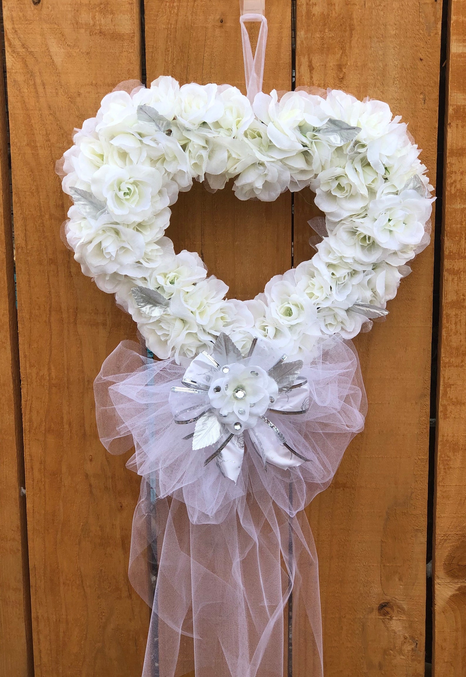 White Rose Heart Wreath - Etsy