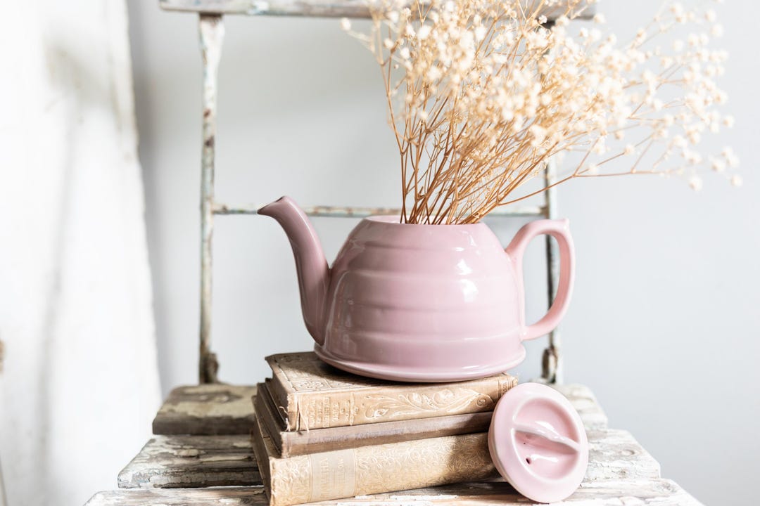 Vintage 1940's Heatmasters Pink Tea Pot | Pink Beehive Ironstone Tea ...