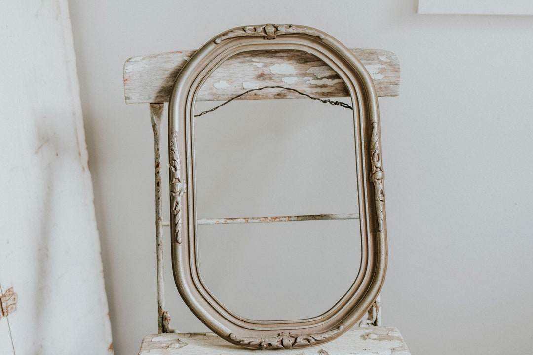 Antique Hand Carved Wood Frame Gold Tone Wood Rounded Corner Rectangle ...