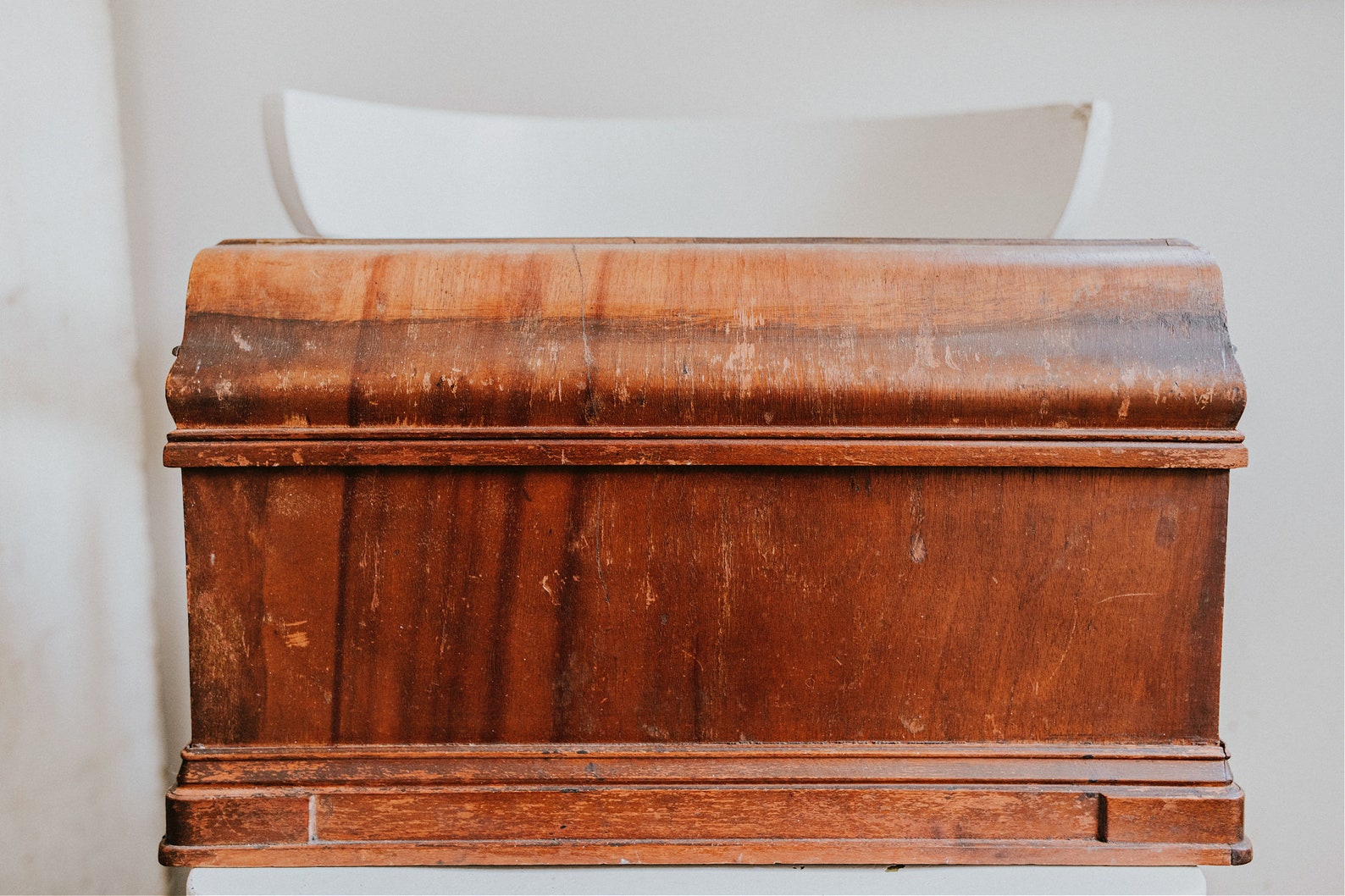 Antique Solid Wood Coffin Sewing Machine Top | White Brand Sewing ...